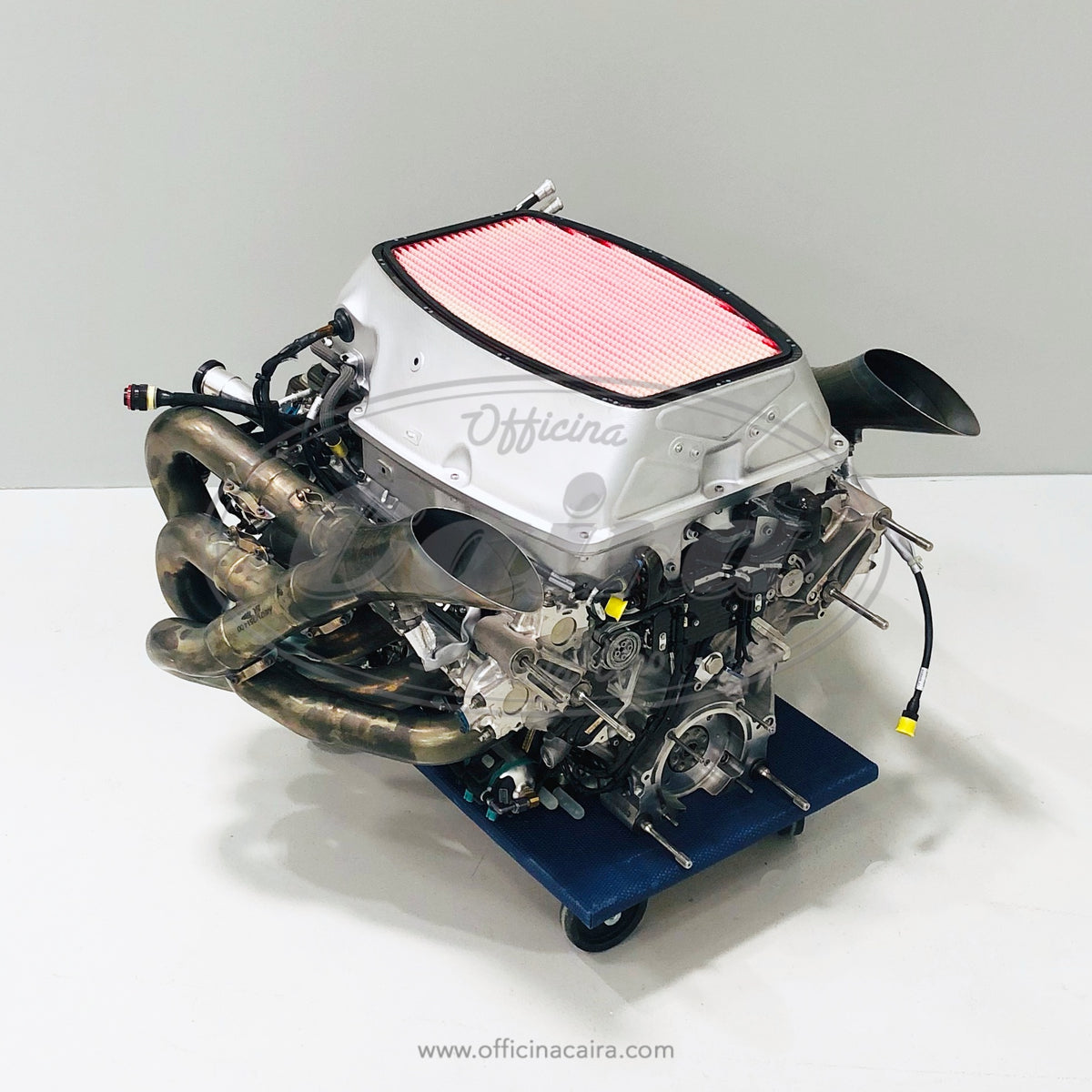 BMW V8 P86/09 Formula One - 2009 - Dummy Engine - F1 – Officina Caira